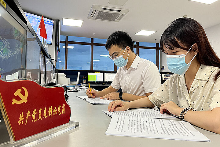 三亚空管站气象台全力备考预报观测岗位融合双执照考试 民用航空网