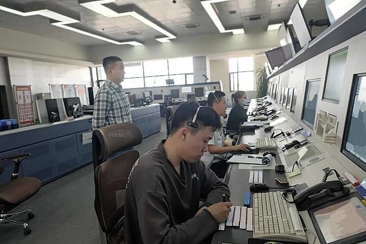 安全隐患零容忍 航班换季稳推进 宁夏空管分局进近管制室顺利完成夏秋季航班换季工作 中国民用航空网