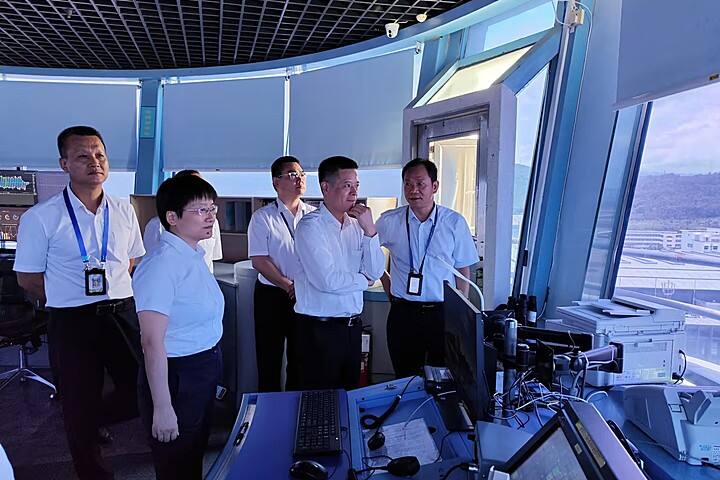 民航中南空管局廖超豪副局长赴三亚空管站调研指导工作 民用航空网
